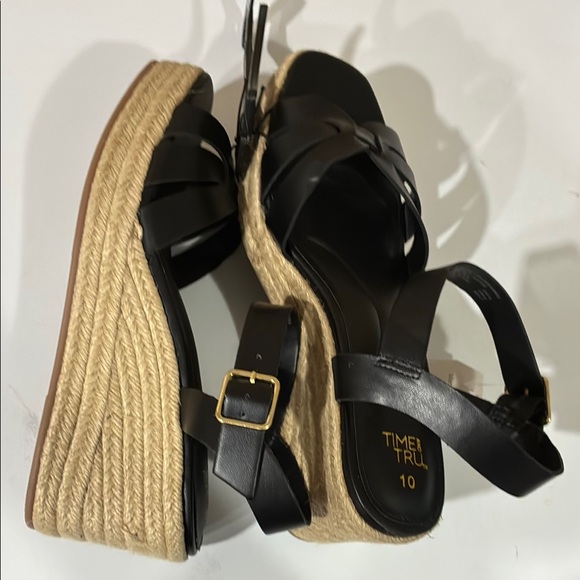 Time and Tru | Shoes | Time And Tru Black Color Wedge Sandals With ...